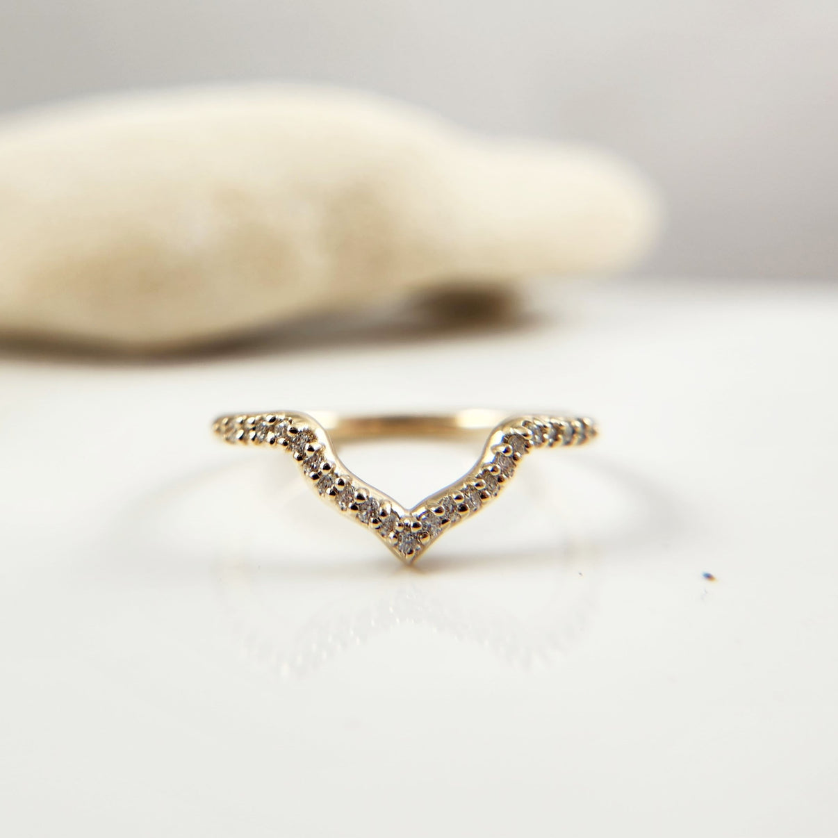 Ogee Arch Contour Band – Arsaeus Designs